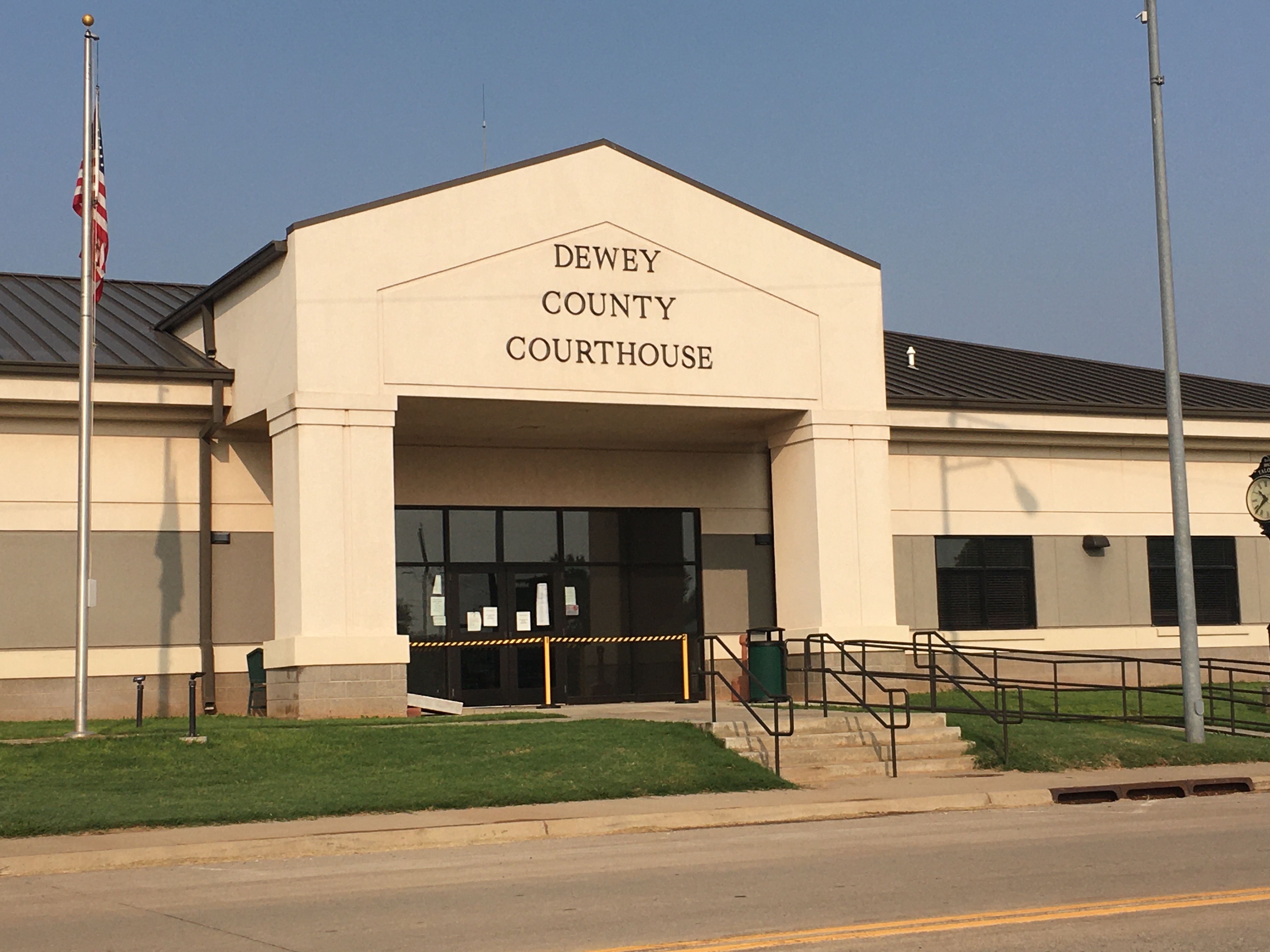 381. Taloga, Dewey County (OK13) – Geocaching While Black